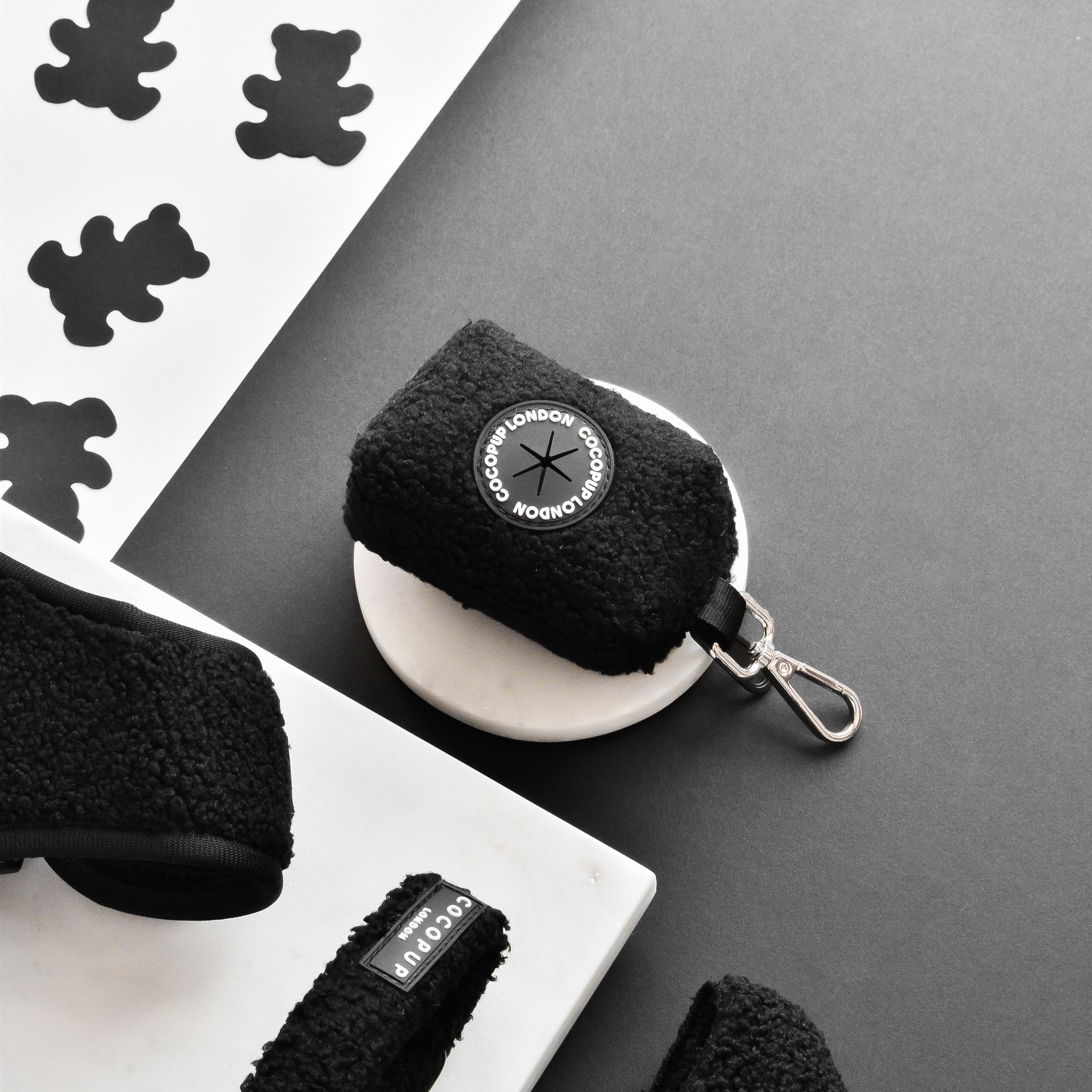 Teddy Dog Poop Bag Holder - Baloo | Cocopup London